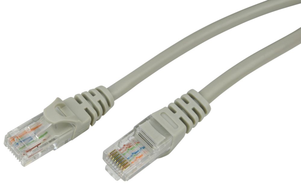 Essentials Ivory Unshielded RJ45 Cat 5e Ethernet Cable 0.5m - Screwfix