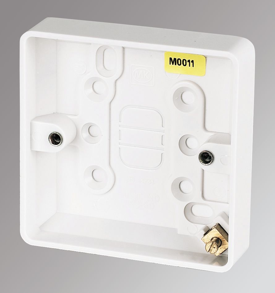 MK Logic Plus 1-Gang Surface Pattress Back Box 16mm - Screwfix