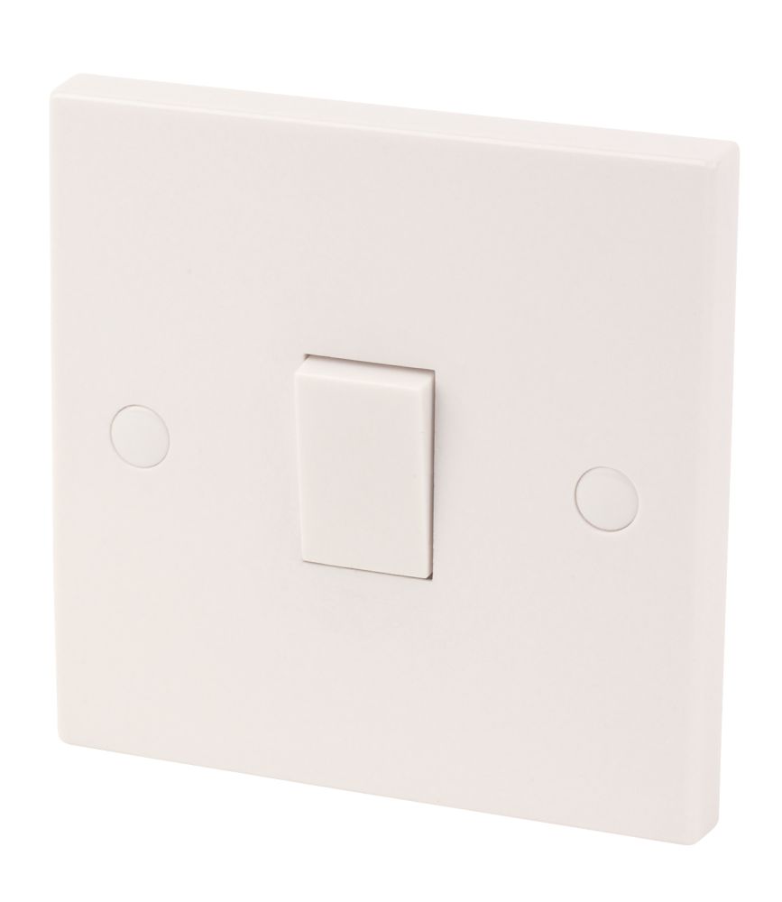 Essentials 10AX 1-Gang Intermediate Switch White - Screwfix