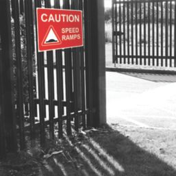 Essentials "Caution Speed Ramps" Sign 450mm x 600mm - Screwfix