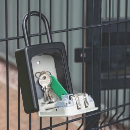 Smith & Locke Water-Resistant Combination Portable Key Safe - Screwfix
