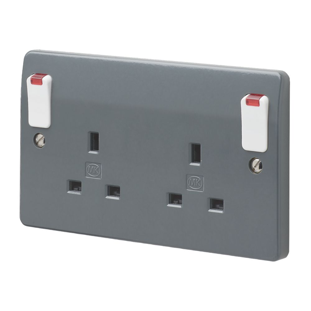 MK Logic Plus 13A 2-Gang DP Switched Plug Socket Grey with Neon with ...