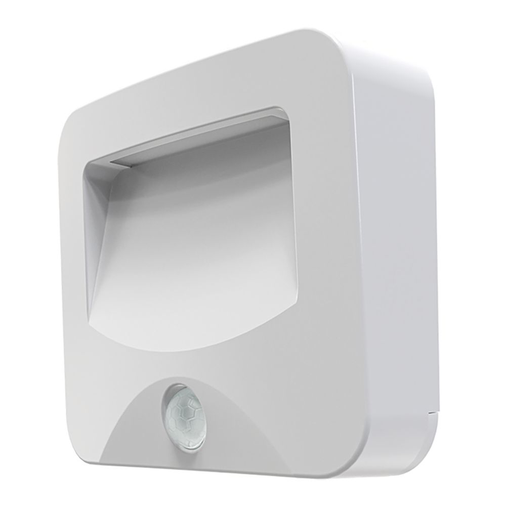 Calex Spot On Series Outdoor LED Wall Light With PIR Sensor White 10lm ...