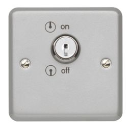 MK Metalclad Plus 20A 1-Gang DP Metal Clad Key Switch - Screwfix