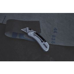 Stanley Retractable Quickslide Utility Knife - Screwfix