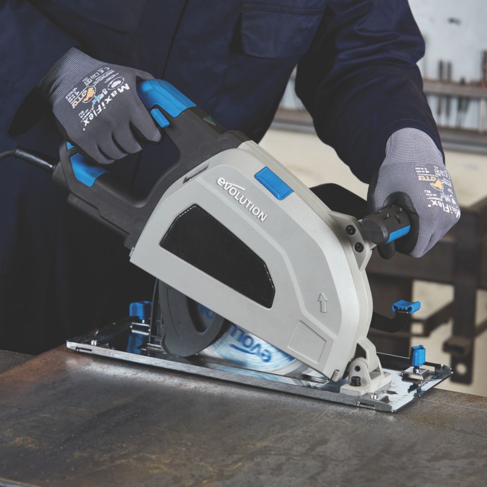 Circular cutting saw store