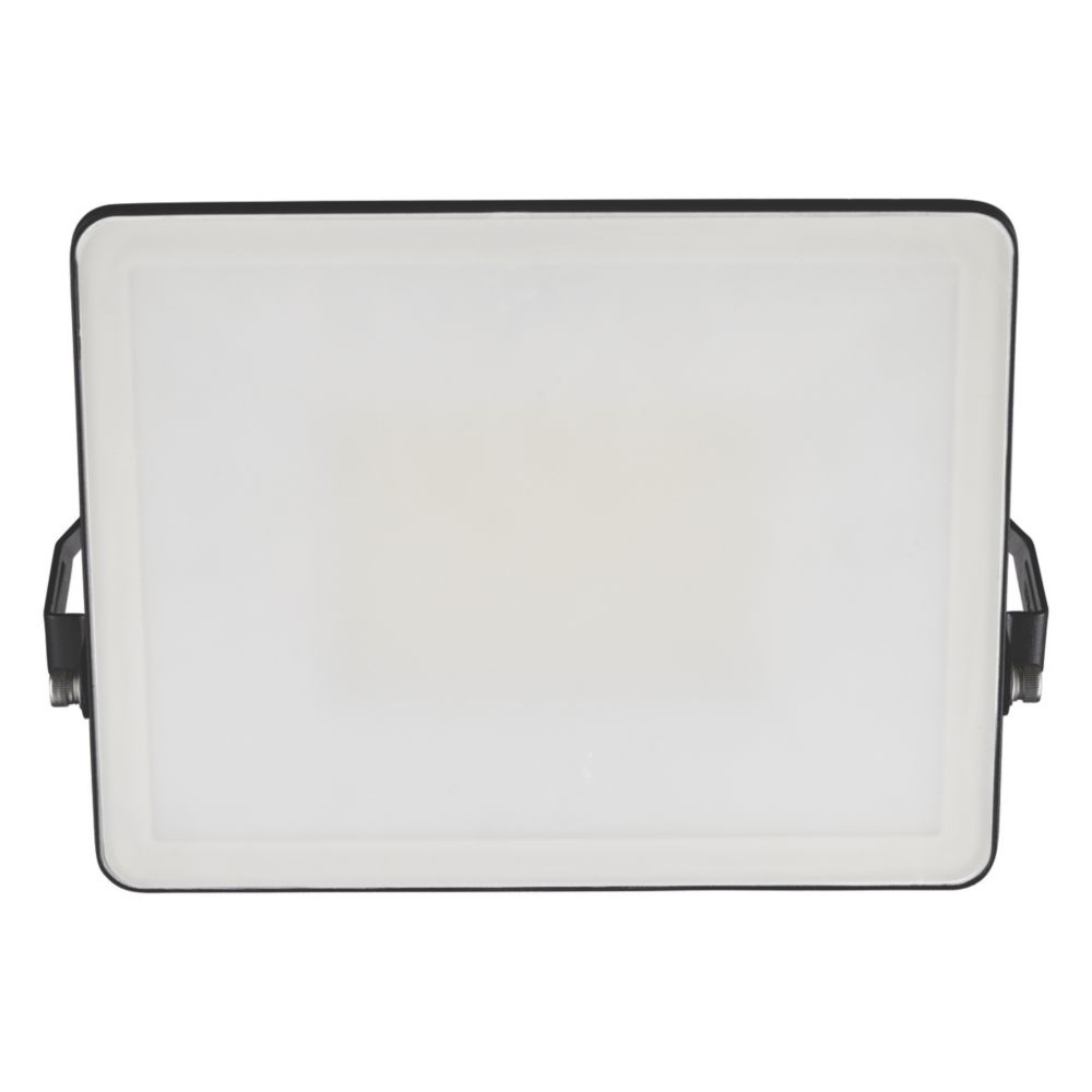 TCP Indoor & Outdoor LED Floodlight Black 50W 8000lm - Screwfix