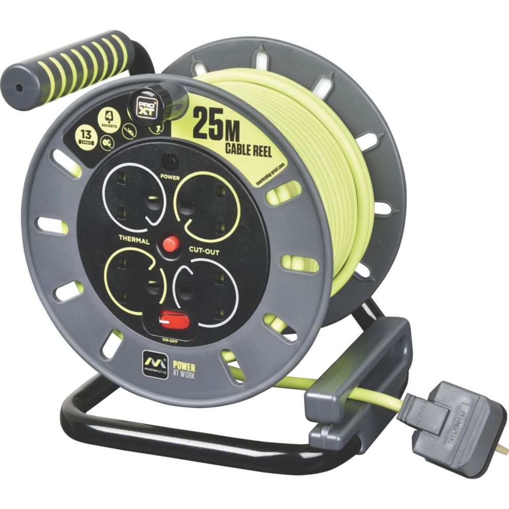 PRO XT OMU2513 13A 4-Gang 25m Cable Reel 240V - Screwfix