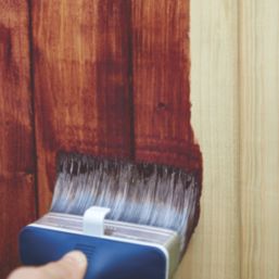 Fortress Trade 750ml Cedar Satin Water-Based Exterior Wood Stain - Screwfix