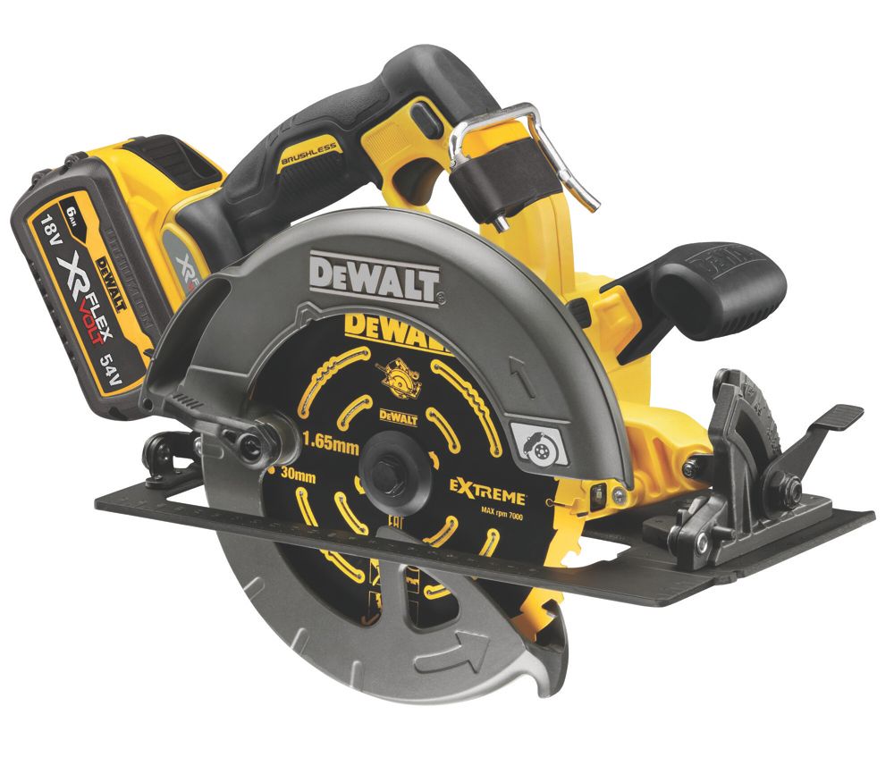 Dewalt compact circular saw screwfix store