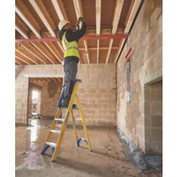 Werner Fibreglass 1.54m 4 Step Platform Step Ladder - Screwfix