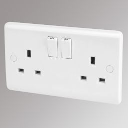 LAP 13A 2-Gang DP Switched Plug Socket White - Screwfix