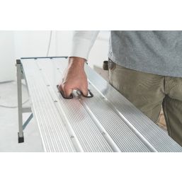Werner Aluminium 500mm x 1.15m Folding Work Platform - Screwfix