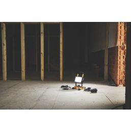 LAP Rechargeable LED Work Light 1000lm - Screwfix