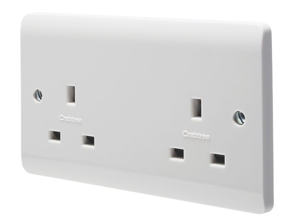 Crabtree Instinct 13A 2-Gang Unswitched Socket White - Screwfix