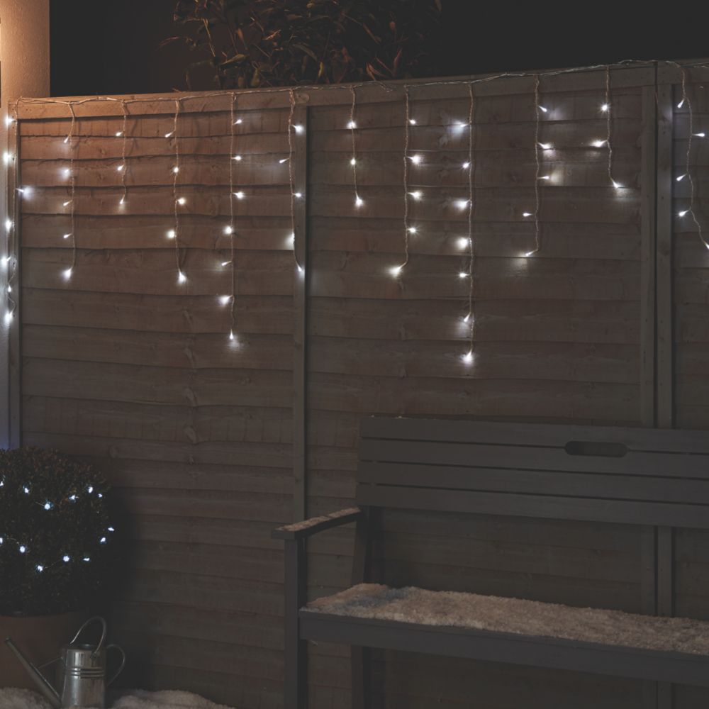 720 LED Indoor & Outdoor Ice White Icicle Christmas Lights - Screwfix