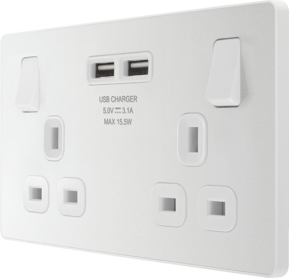 British General Evolve 13A 2-Gang SP Switched Socket + 3.1A 2-Outlet ...