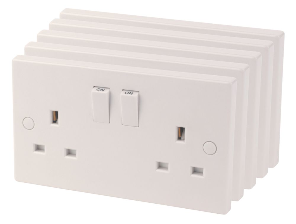 Essentials 13A 2-Gang SP Switched Plug Sockets White 5 Pack - Screwfix