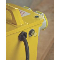 Carroll & Meynell 3000VA Intermittent Step-Down Isolation Transformer ...