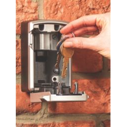 Master Lock Select Access Smart Weatherproof Bluetooth Key Box - Screwfix