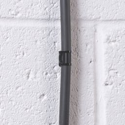 D-Line Safe-D Fire Rated Cable Clips 10-17mm² Black 20 Pack - Screwfix