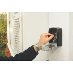 Master Lock Water-Resistant Combination 8-Key Safe - Screwfix