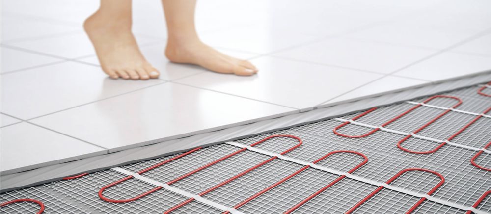 Underfloor heating systems: types and costs | Screwfix