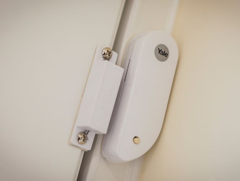 Yale | Yale Smart Living | Screwfix